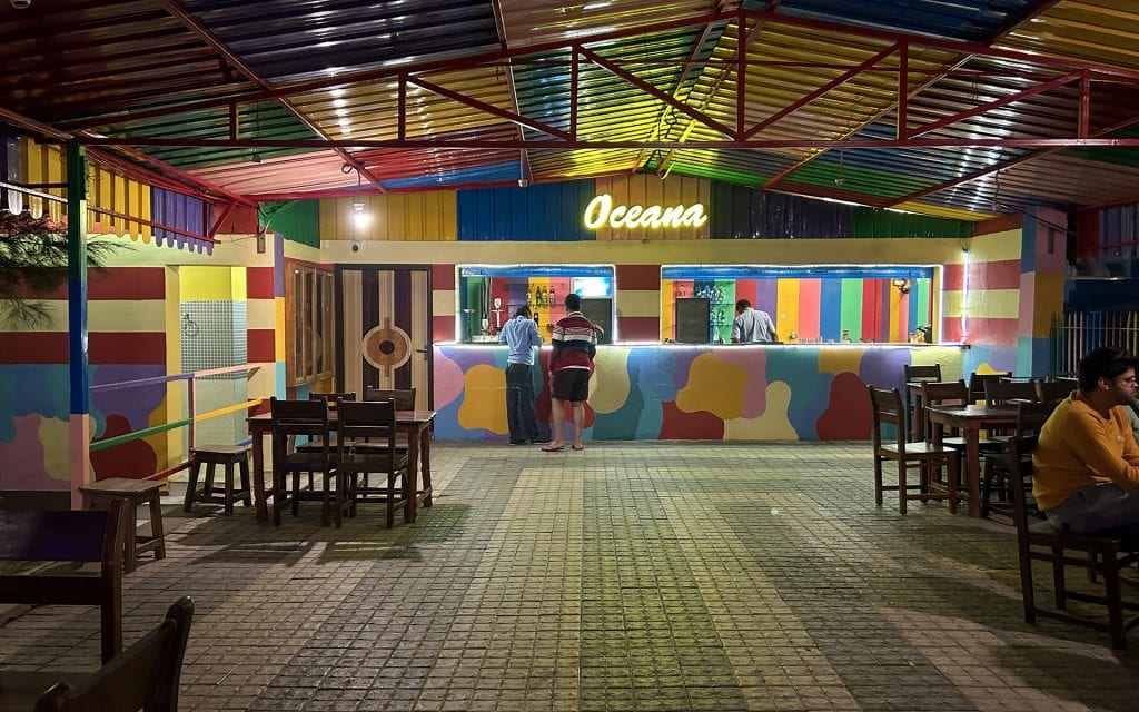 Restaurants - Anutri Beach Resort